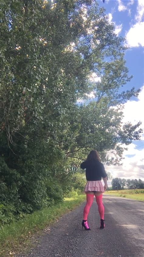 Sissy Stroll Sissystephiexoxo