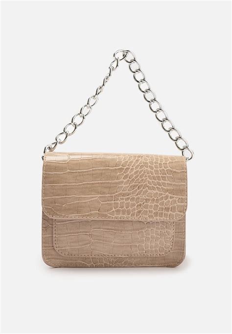 Chain Detail Crossbody Bag Beige Trendyol Bags And Purses