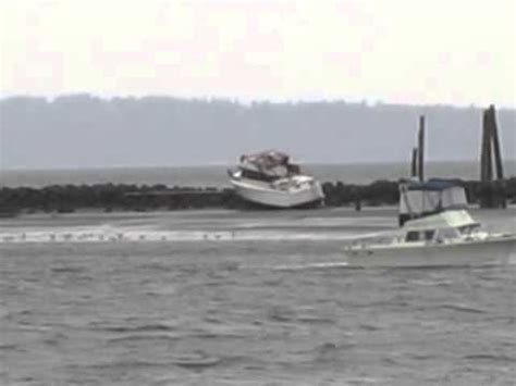 Boat Runs Aground Jetty Island Everett Marina 04052013 Youtube
