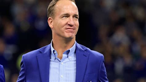 Peyton Manning Set Standard For Athletes On Saturday Night Live