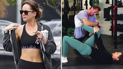 Dakota Johnson Workout Routine Dakota Johnson Diet Gfuv