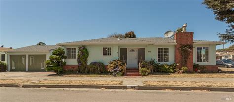 567 34th St Richmond Ca 94805 Redfin