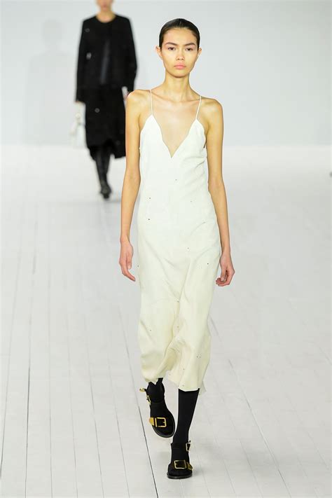 Chloé Rtw Fall 2023 [photos]