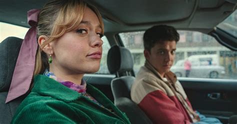 Xem Phim Sex Education Tôi Học Lỏm được 1 Cách Dạy Con Cực Hay Cứu Cánh” Cho Sự Bất Lực Của