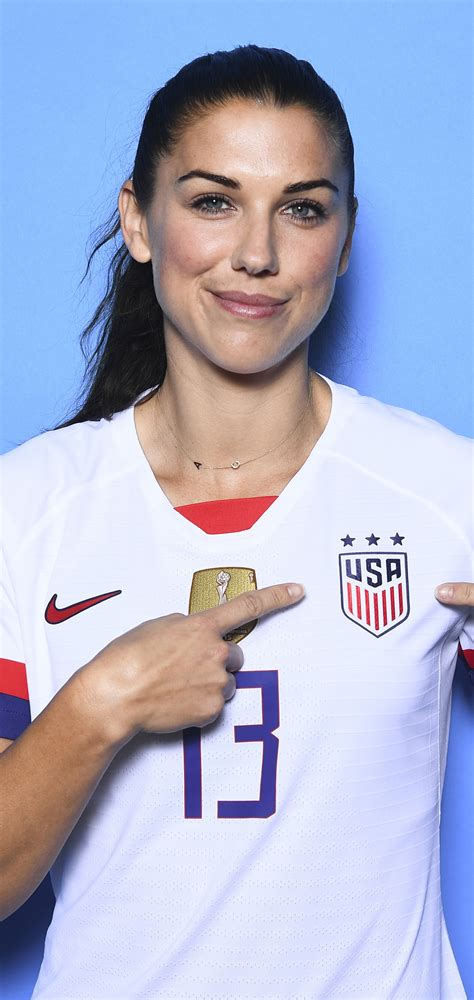 Alex Morgan Aesthetic Wallpaper