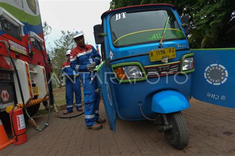 Peluncuran Mobile Refueling Unit Antara Foto