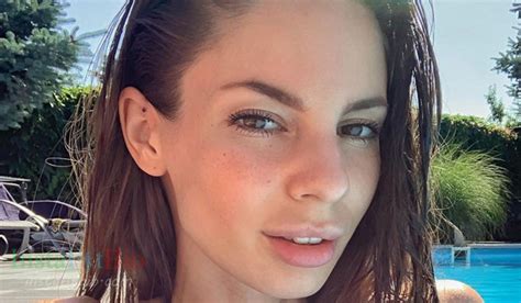 Brigi Budai параметры фигуры рост вес биография дата рождения цвет глаз Brigi Budai