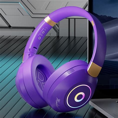 Visually Appealing High End Wireless Headphones Foldable Stereo