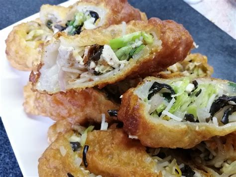 Frozen Hakien Pack 5pcs Chicken And Vegetarian Noumarmite Snack