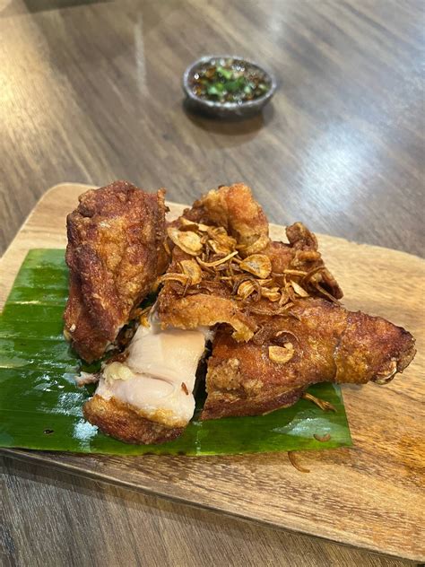 รูป Zaab Eli แซ่บอีลี่ อารีย์