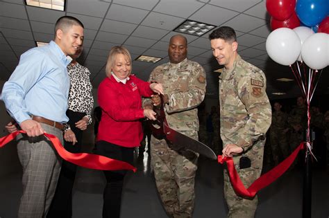 316th Security Forces Group Aafes Unveils New 247 Retail Market