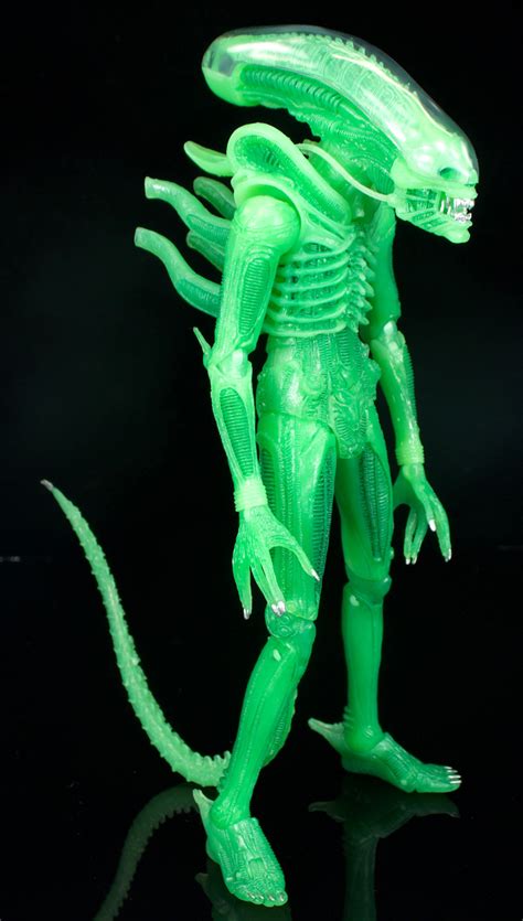Neca Alien Ultimate 2020 Convention Exclusive Xenomorph Review Turn 1