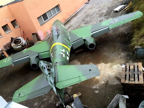Messerschmitt Me 262 110400