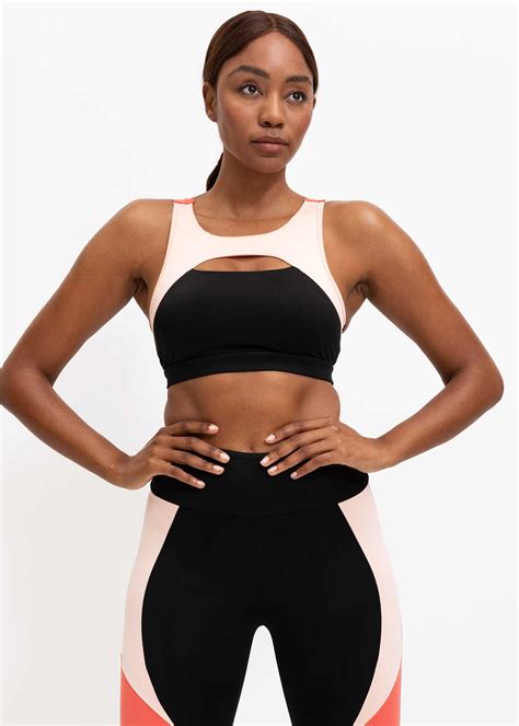 Colour Block Cut Out Sports Bra Za