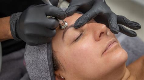 Face Treatments Clinic 1618