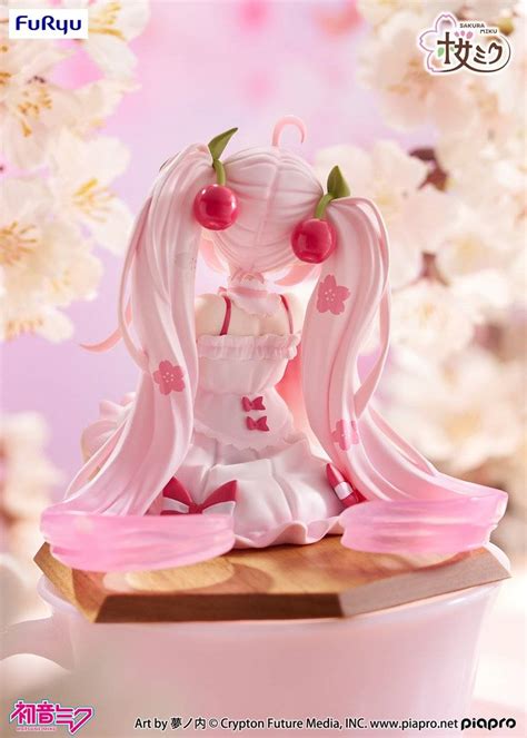 Hatsune Miku Sakura Miku 2025 Wink Ver Noodle Stopper Figure 2nd
