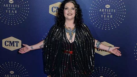 Ashley Mcbryde Announces New The Devil I Know Tour Kkow 96 9 Fm Country