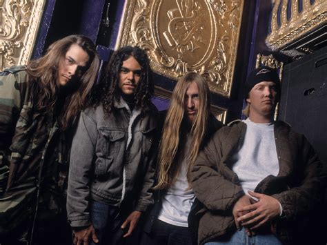 Kyuss Founder Says Comparisons To Metallica Felt “unrewarding”