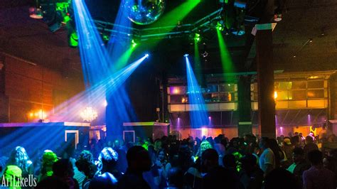 9 Pittsburgh Bars And Clubs To Check Out After Dark Tya