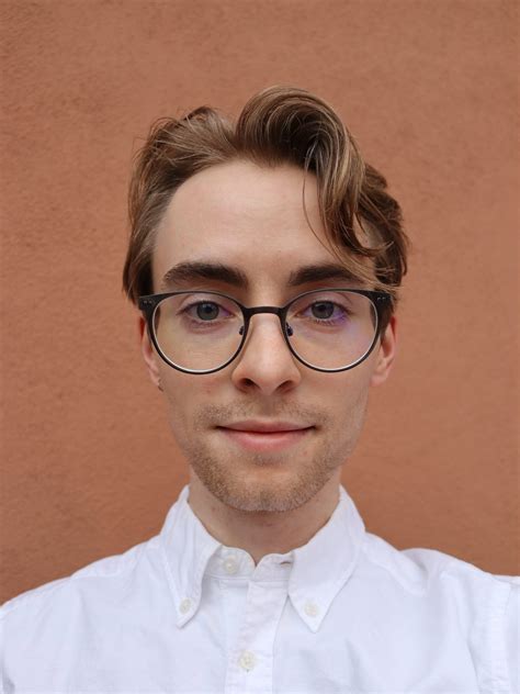 Cameron Barton Piano Inspires