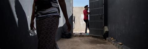 Criminalisation Et Maltraitance Des Personnes En Migration Médecins