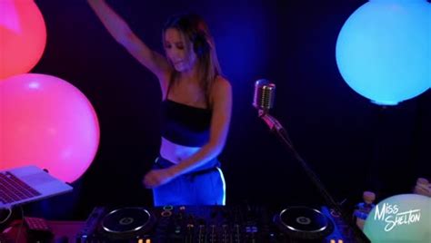 Djmisssheltons Top Clips