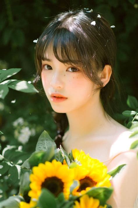 橙色氧气。 Seven Aesthetic People Portrait Cute Japanese Girl