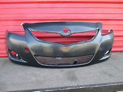 Toyota Yaris Front Bumper Cover Oem 2007 2008 2009 2010 2011 2012 4dr