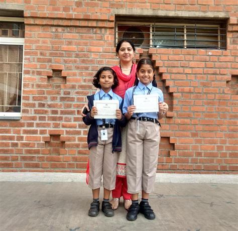 Grade 4 Girls Jegashree Pooja And The Deens Academy Facebook