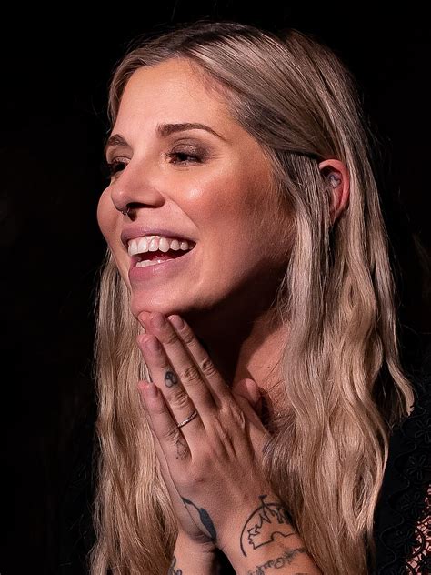 Christina Perri Wikikutip Bahasa Indonesia
