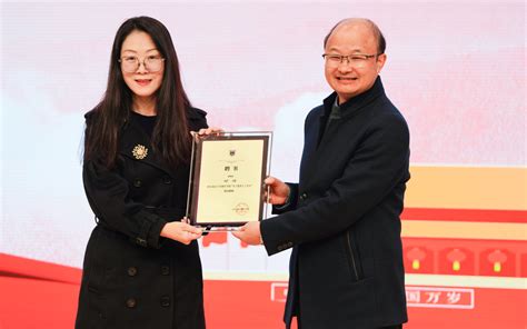 开甲书院举办《程开甲》纪录片主创团队交流会 南京大学