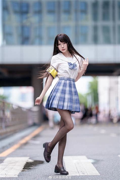 香草喵露露个人简介，这组代表作品究竟能否令你眼前一亮？ 瑟涩枕