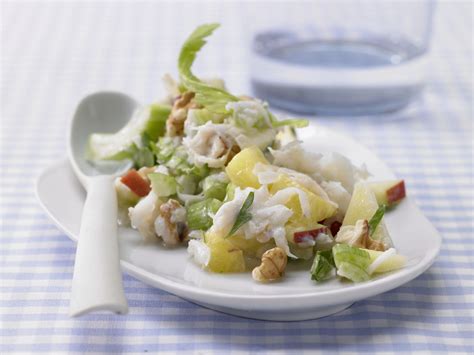 Waldorfsalat Mit Ananas Figurfreundlicher Klassiker Rezept Eat Smarter
