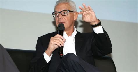 Consultatio La Firma De Eduardo Costantini Se Quedó Con La Totalidad