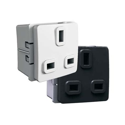 Veti 1 British Socket Module Livecopper