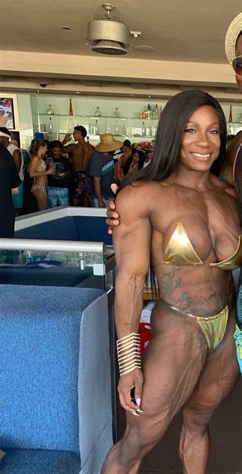 Margie V Martin R Muscleworship