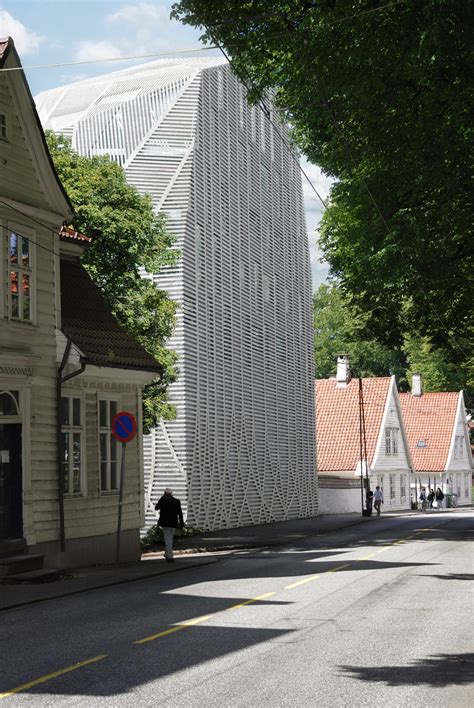 Gallery of Terminus / On Office - 23