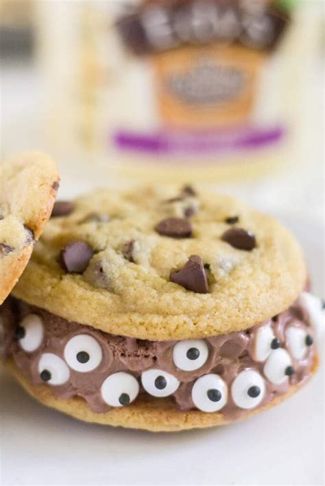 Spooky Halloween Ice Cream Sandwich What Molly Made