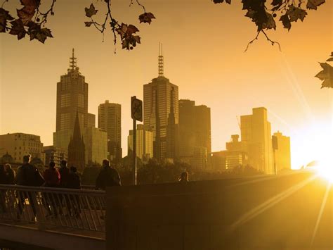 Melbourne Experiences Positive Net Migration Amid States Housing