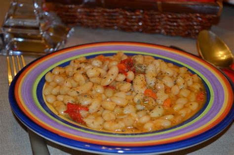 Боб яхния Гозбите на Люсил