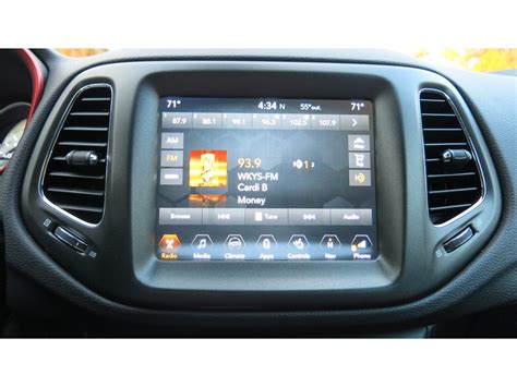 2019 Jeep Compass 118 Interior Photos Us News 2019 Jeep Compass 118 Interior Photos Us News