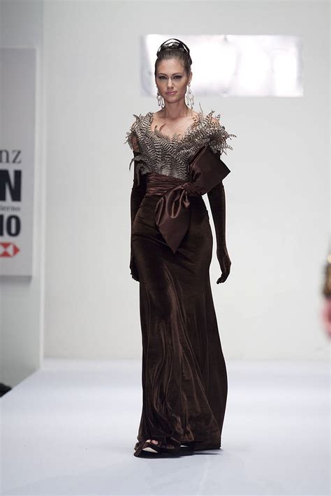 José Luis Abarca Fall Winter 2010 2011 Couture