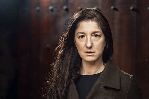 Actor Headshots Biography Credits And Showreel Lynne Payne • Neilson Reeves Photography