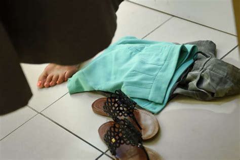 München Spanner Im Schwimmbad Junge Frauen 13 18 In Umkleidekabine Heimlich Gefilmt