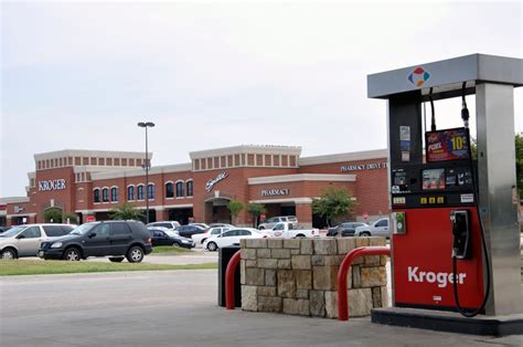 Secret Kroger Gas Tip Earns You Double Fuel Points Without Having To
