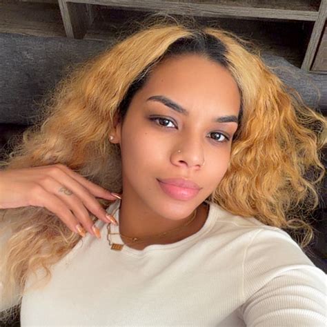 Taisha Cowlin Sailes