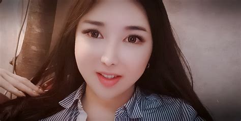 잠실 트랜스젠더 쉬멜 백장미 on Tumblr 카톡라인pinkrose