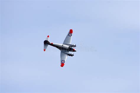 Vintage Avro C19 Anson Aircraft In Flight Editorial Photography Image Of Biggleswade Wing