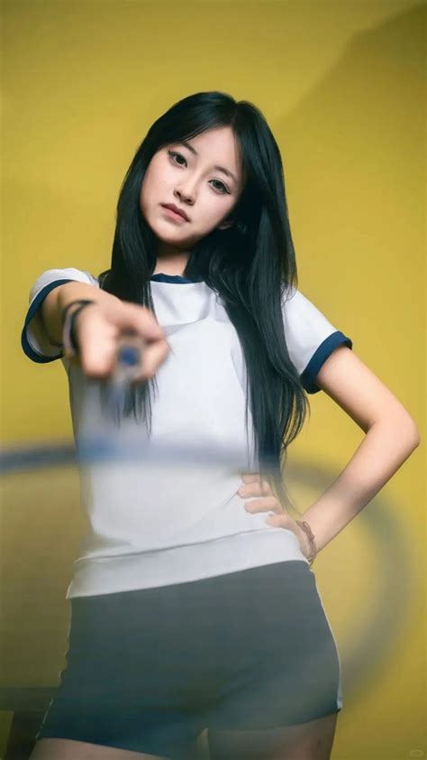 高中部学妹cos，玉足白丝，体操服萌妹，简直太爱了网络游戏新闻中国游戏门户站