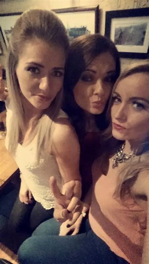 Night Out Girls Scrolller